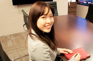 スタッフ紹介 | 豊かな暮らしをサポートする | 株式会社プレミアムライフ